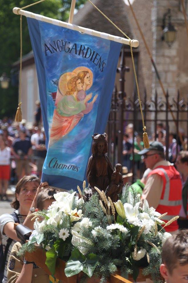New Liturgical Movement: Highlights from Day Three of the 2017 Chartres ...