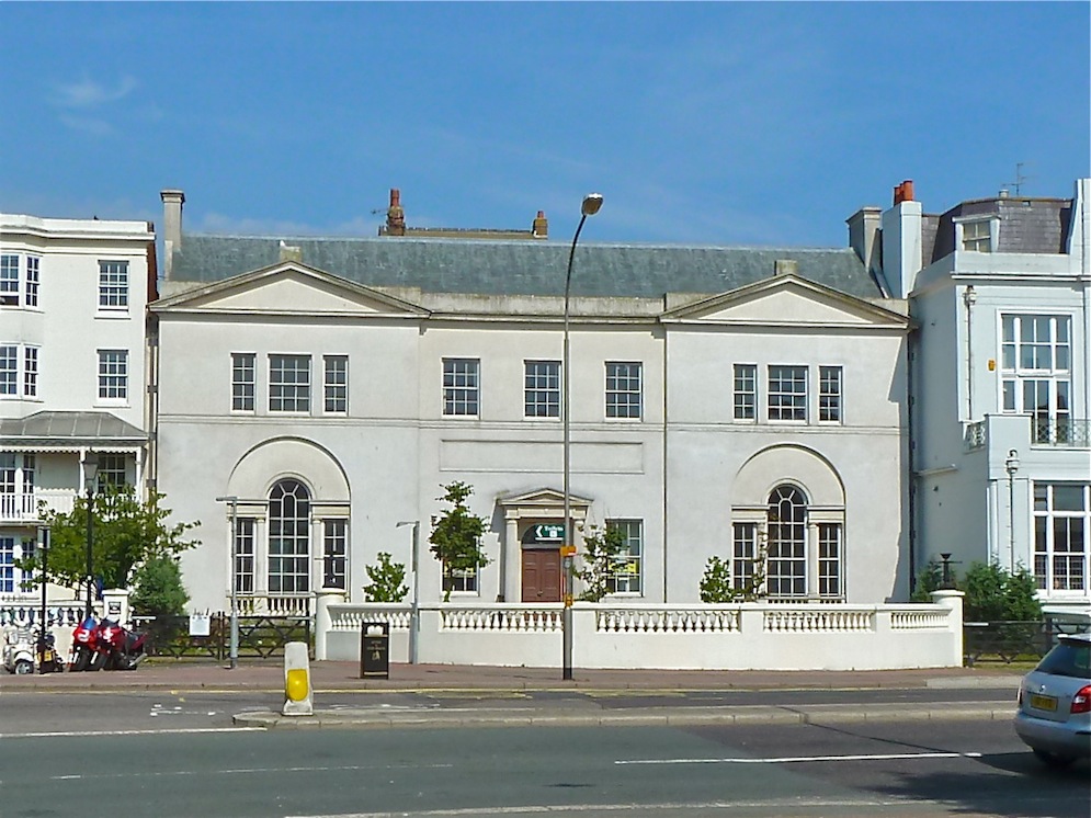 #Brighton Bits: Serlian windows