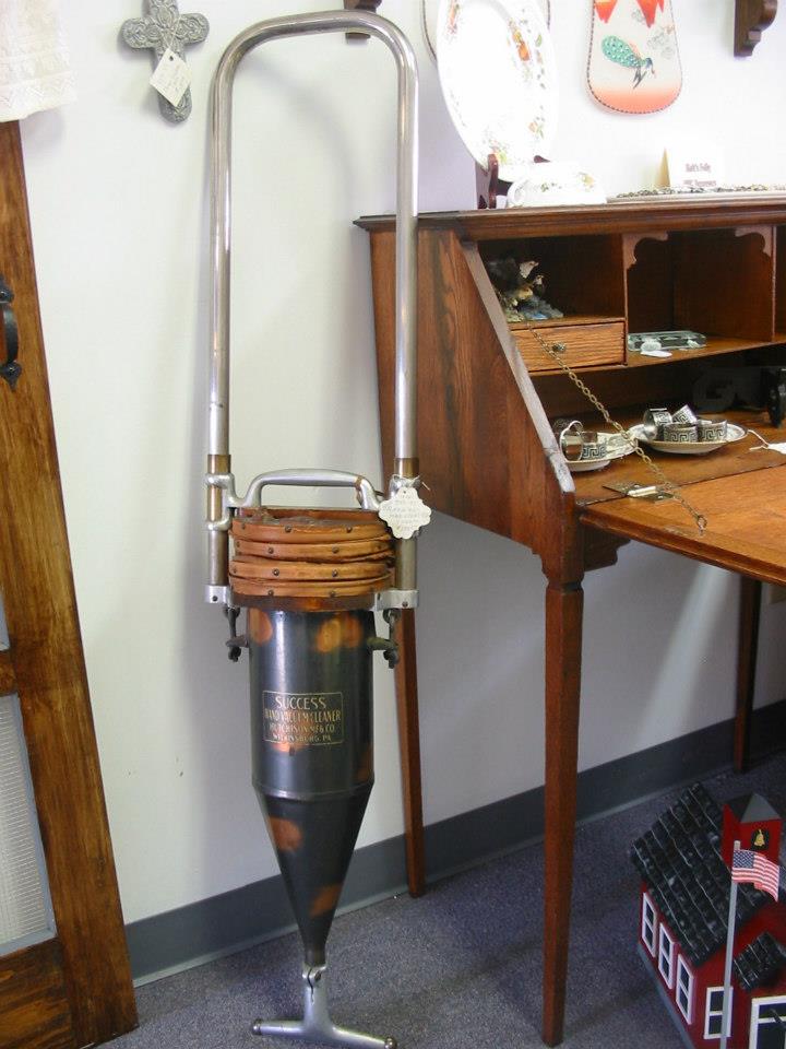 Brown's Crossing Antique Market: WELCOME!