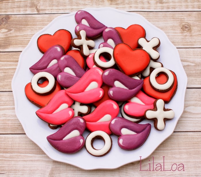 Valentine's Day Kissing Lips Cookies