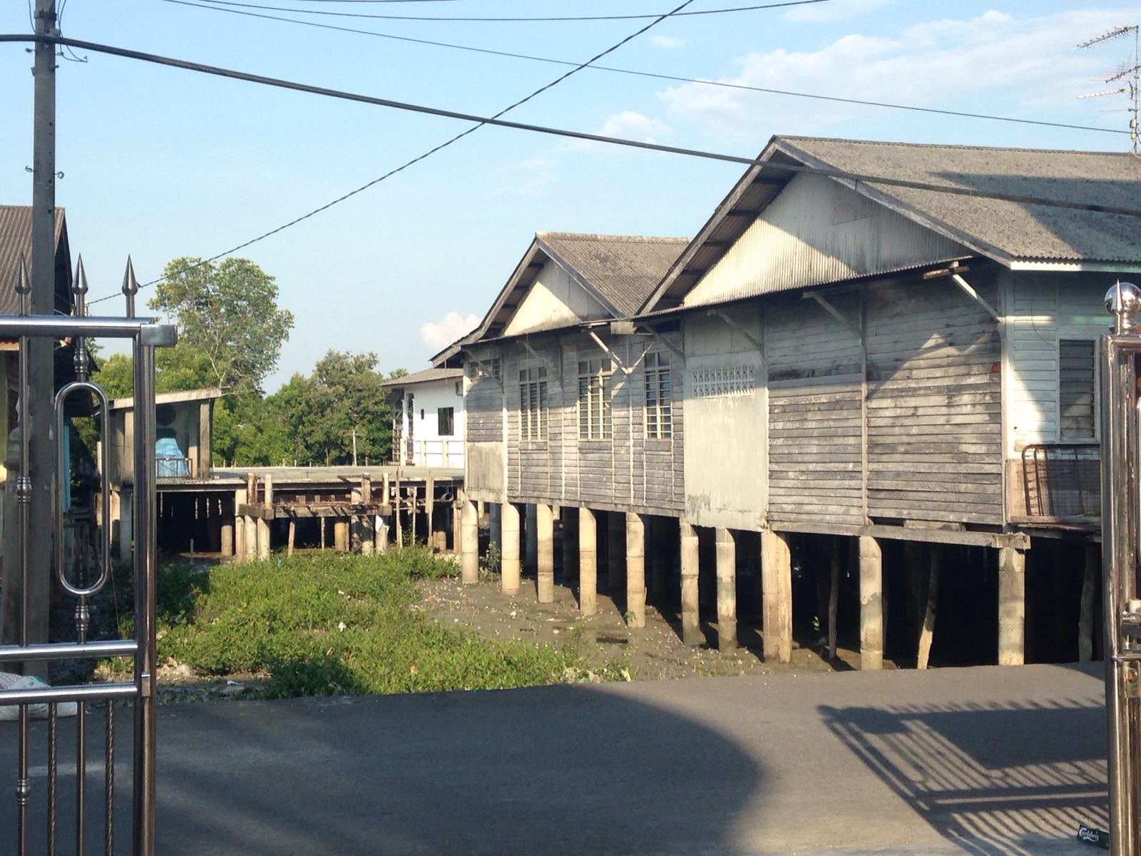 Mille Feuille: Kukup Fishing Village