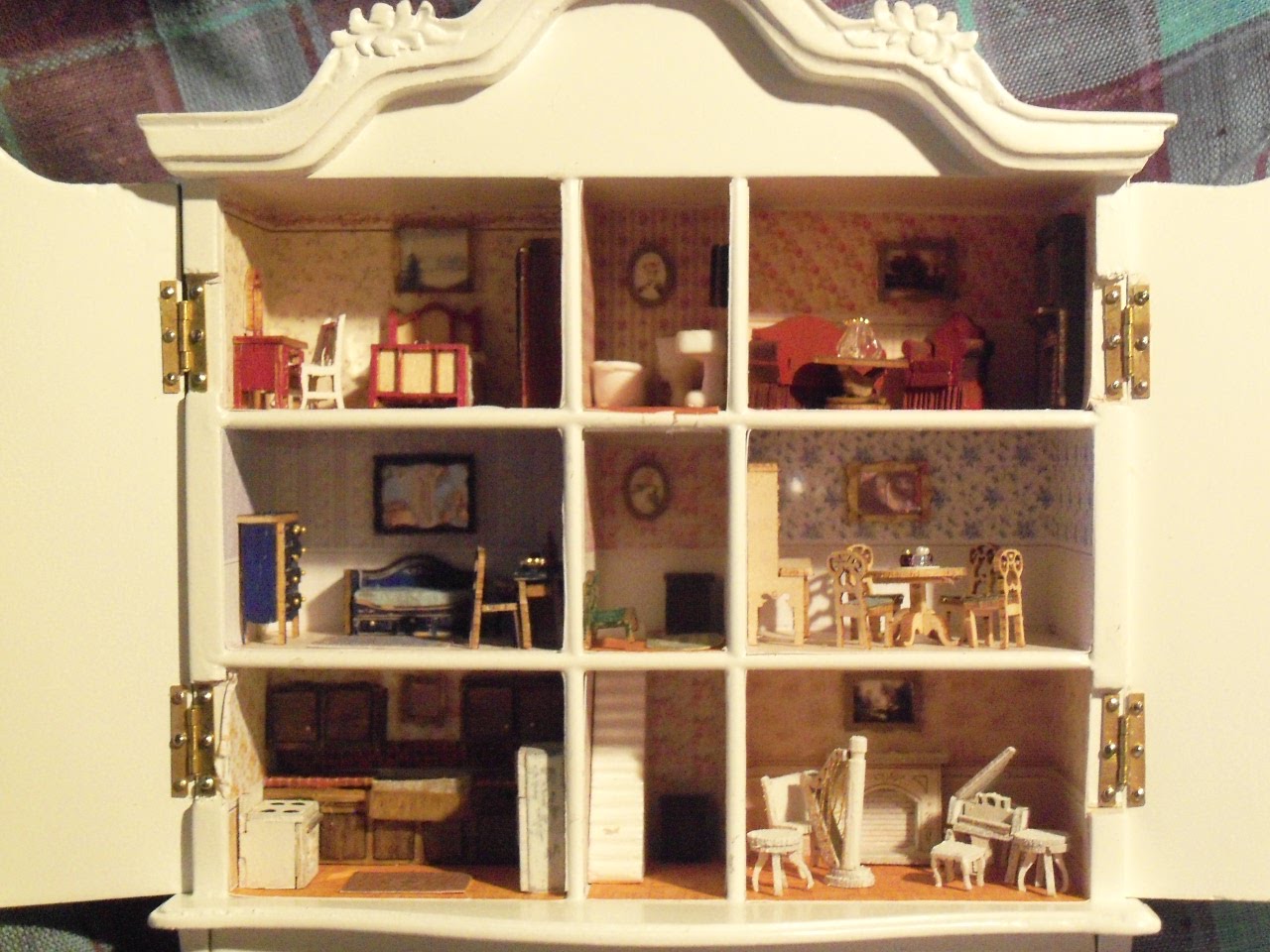 Raggedy Kingdom: French Country Dutch Baby House