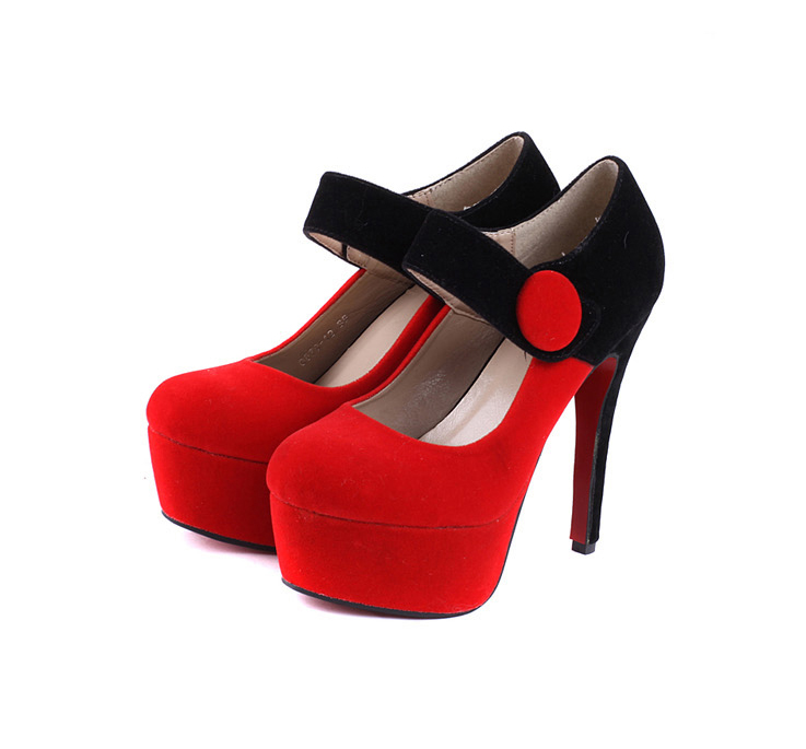 Motte Preorder: Multi Color Pump Heel