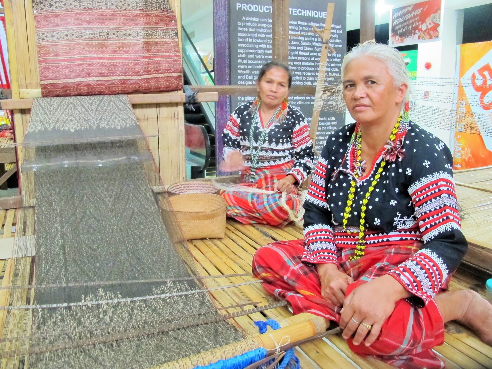 Gridcrosser: Native Mindanao Textiles Add Colors to Cotabato City's ...