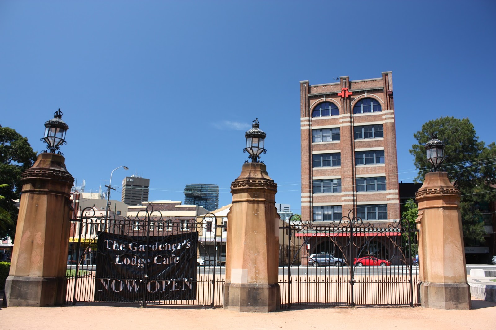 Sydney - City and Suburbs: Camperdown, University of Sydney, gates Sydney - City and Suburbs: Camperdown, University of Sydney, gates