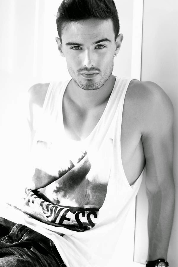 Olimpo Lusitano: Tiago Costa