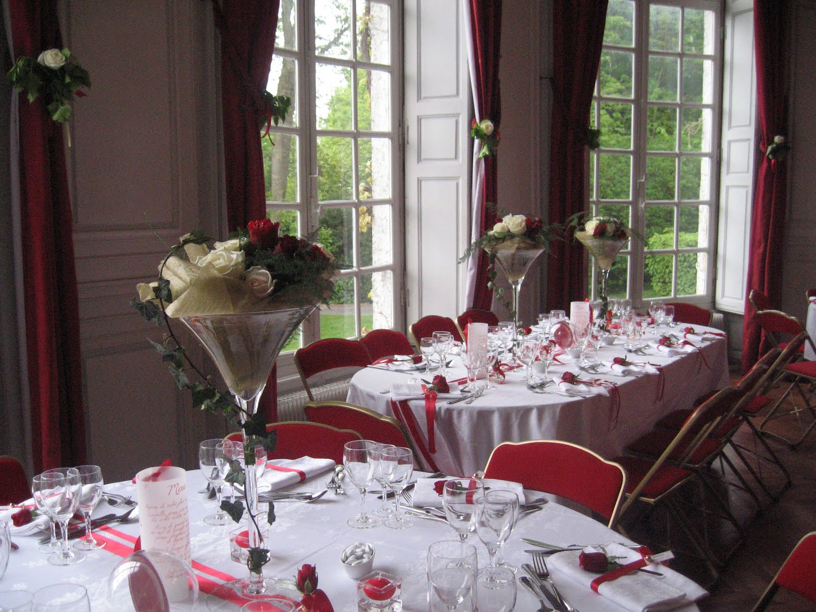 LE SECRET DES RECEPTIONS: Passionnément rouge, un thème dans les tons ...