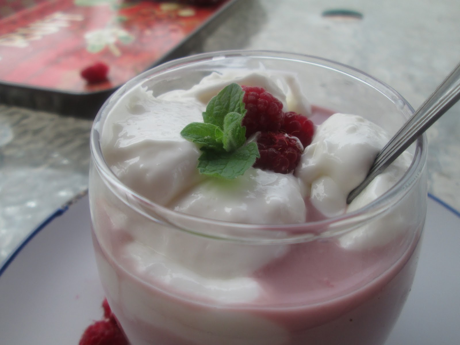 Canela kitchen (gloria): White chocolate & raspberry verrines with ...