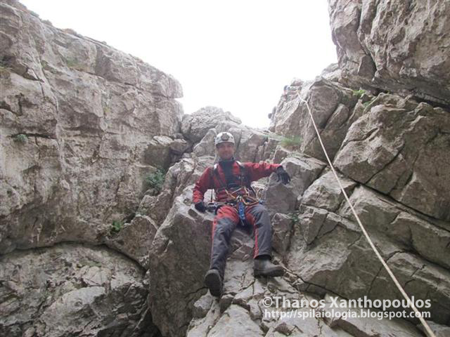 ΣΠΗΛΑΙΟΛΟΓΙΑ - SPELEOLOGY IN GREECE : Καταβόθρα Γεροντόβραχου (P19 ...