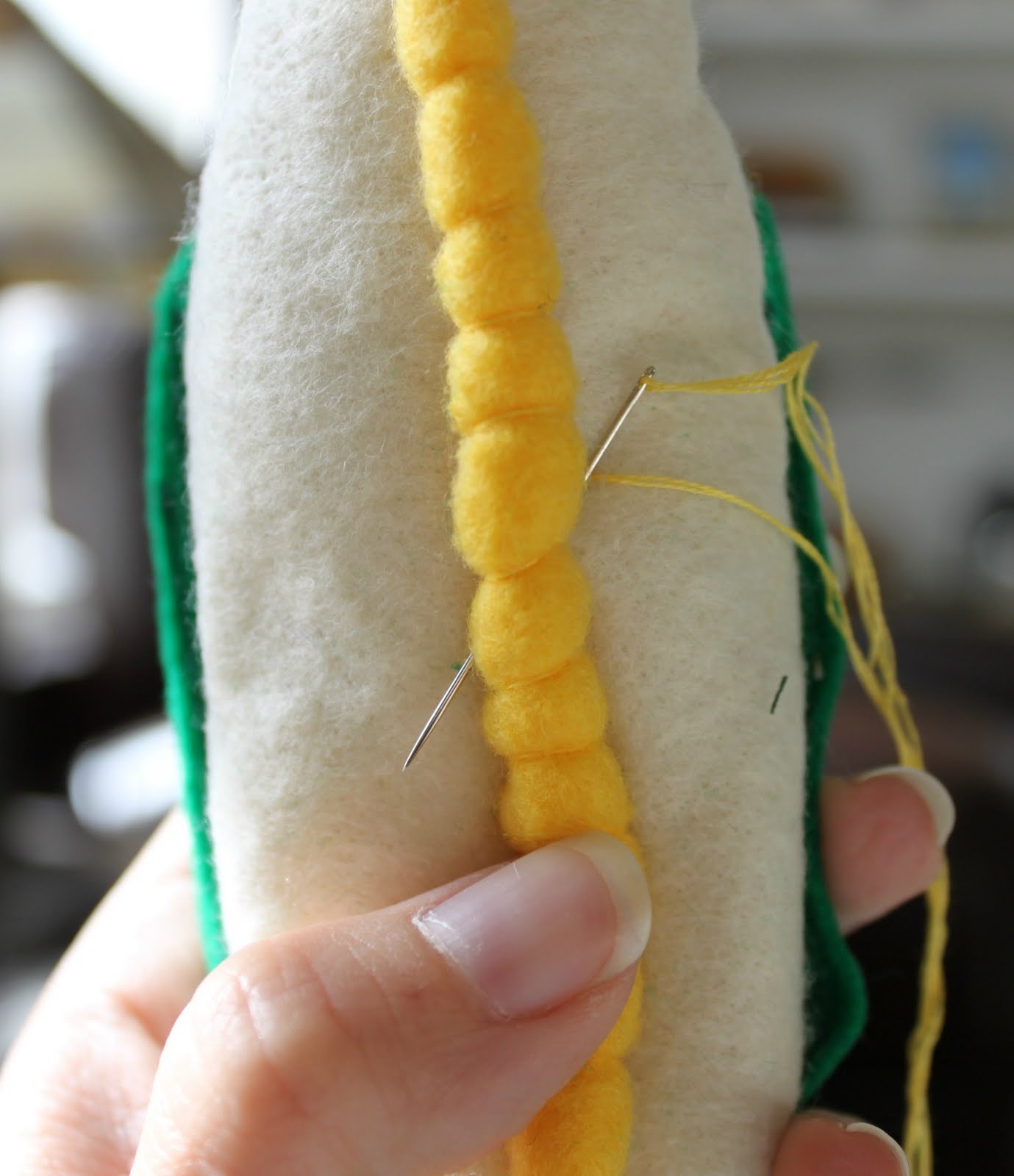 While Wearing Heels: I Heart Fake Food - Felt Corn Tutorial