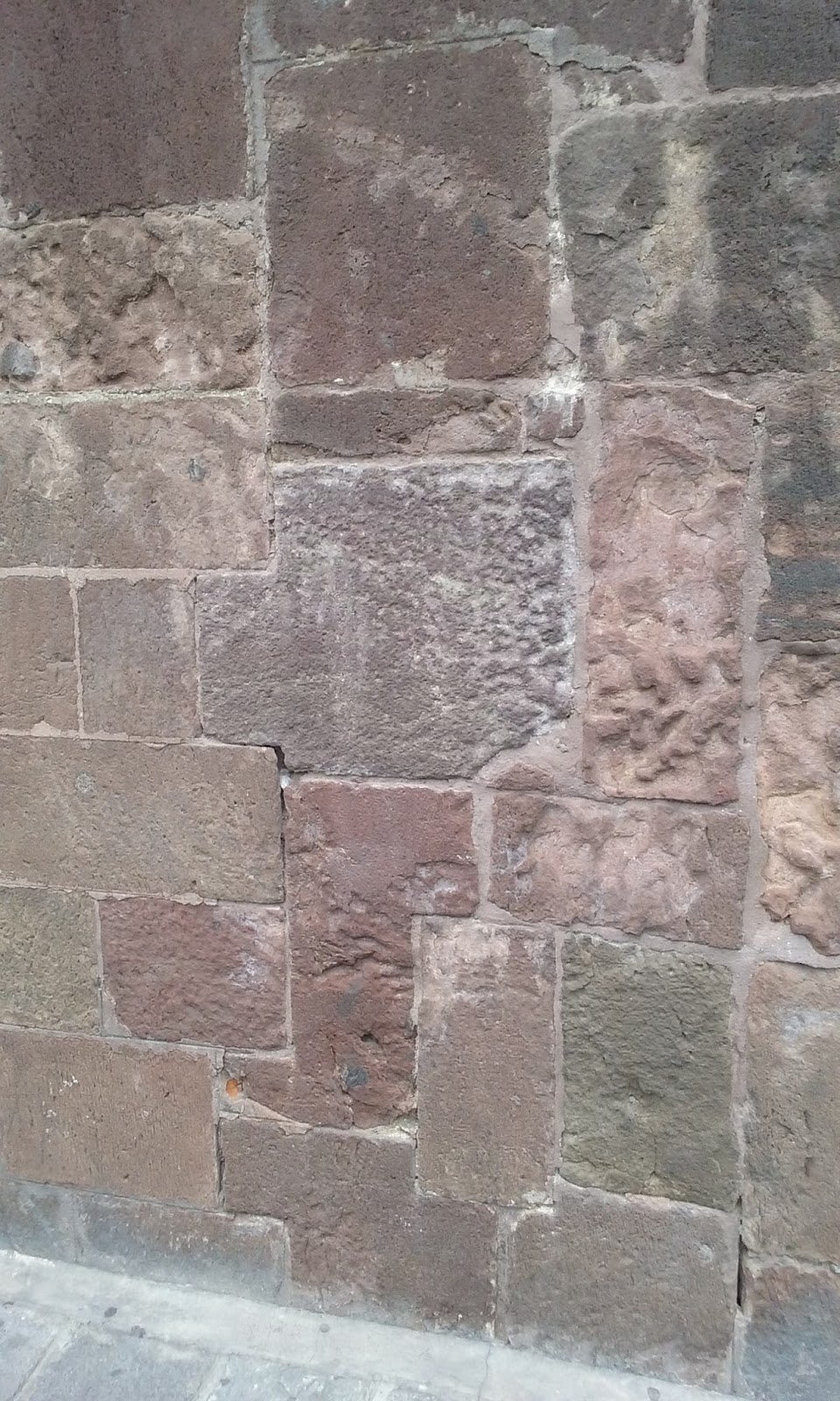 Actuaciencia: Las piedras incas de Quito