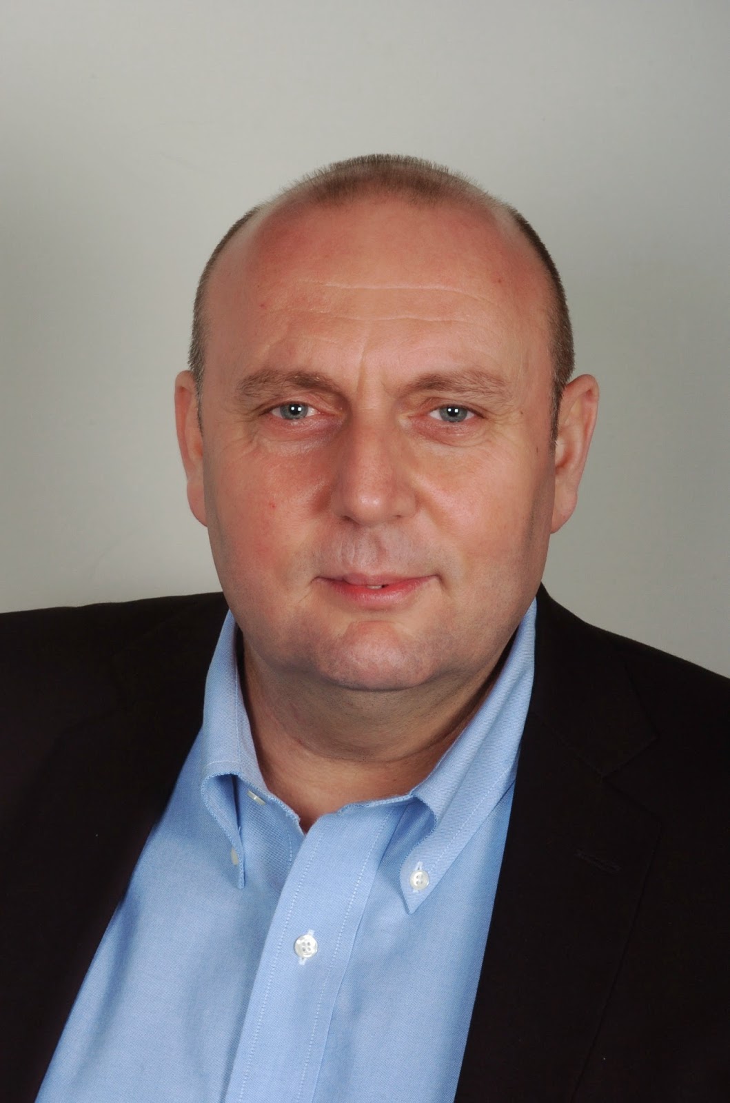 LUC CORRADI: L'équipe