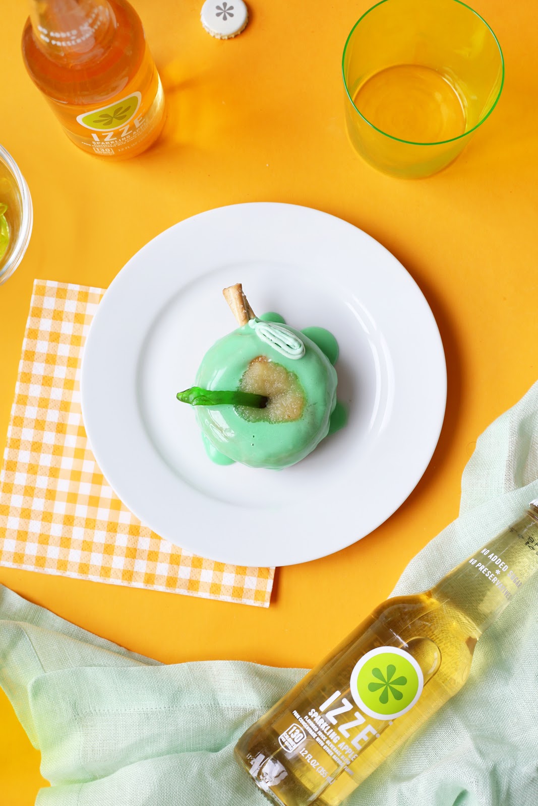 Rotten Apple Donuts / Hey, EEP!