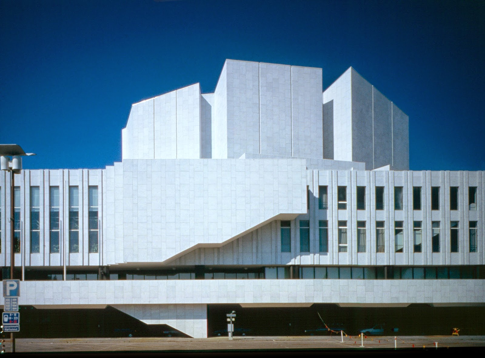 interioresaescala: Hugo Alvar Henrik Aalto