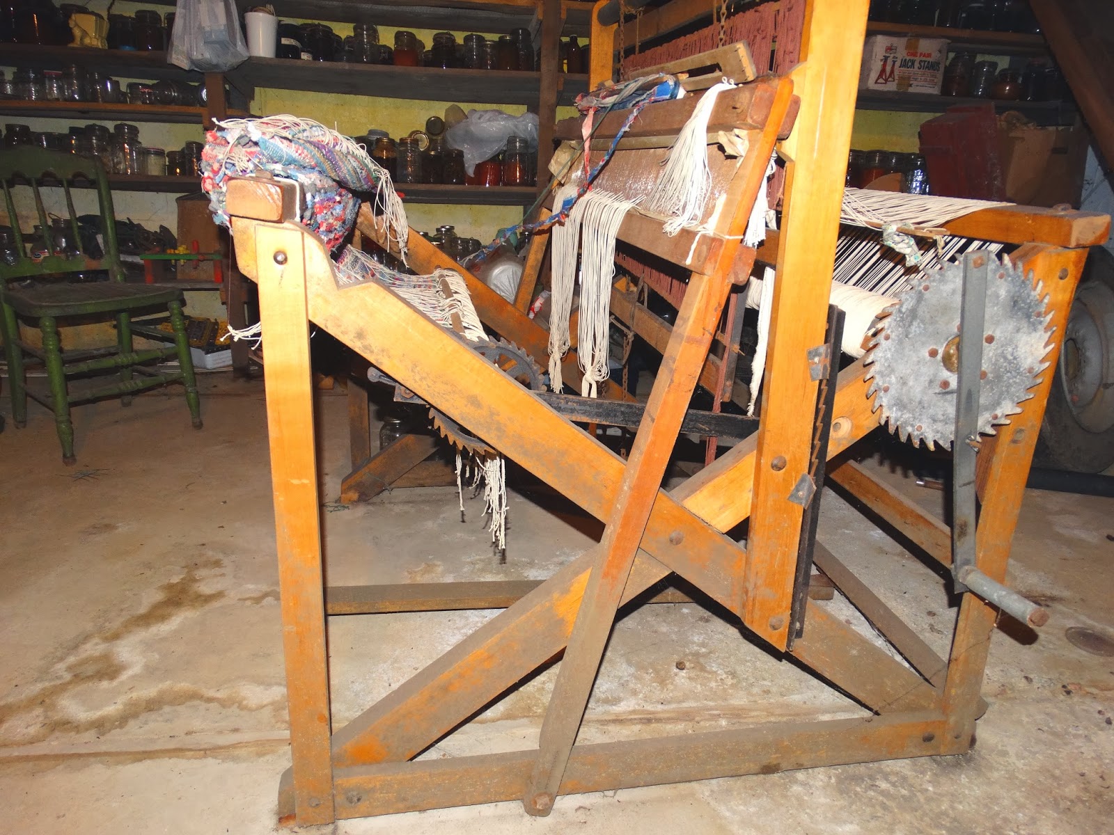 Elaine's Creative Works: Our families old Union Loom Works #36 rug loom