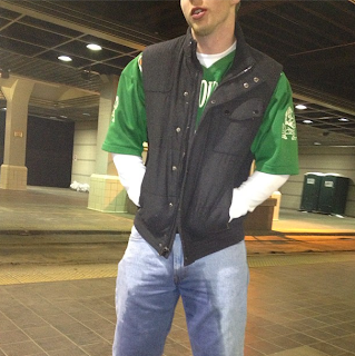 Male desperation, peeing, and wetting