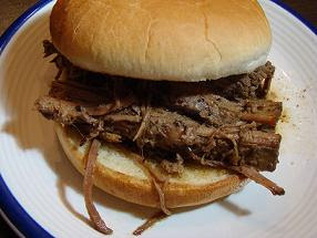 Tami's Kitchen Table Talk: Crockpot Chuck Wagon Beef Sandwiches
