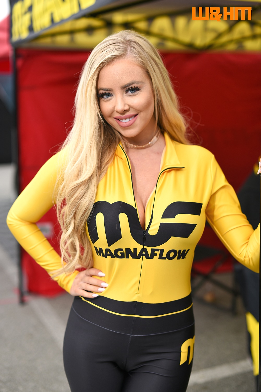 Stunning Ashley Twomey @Ashley2me as Miss Magnaflow at Fomrula Drift ...