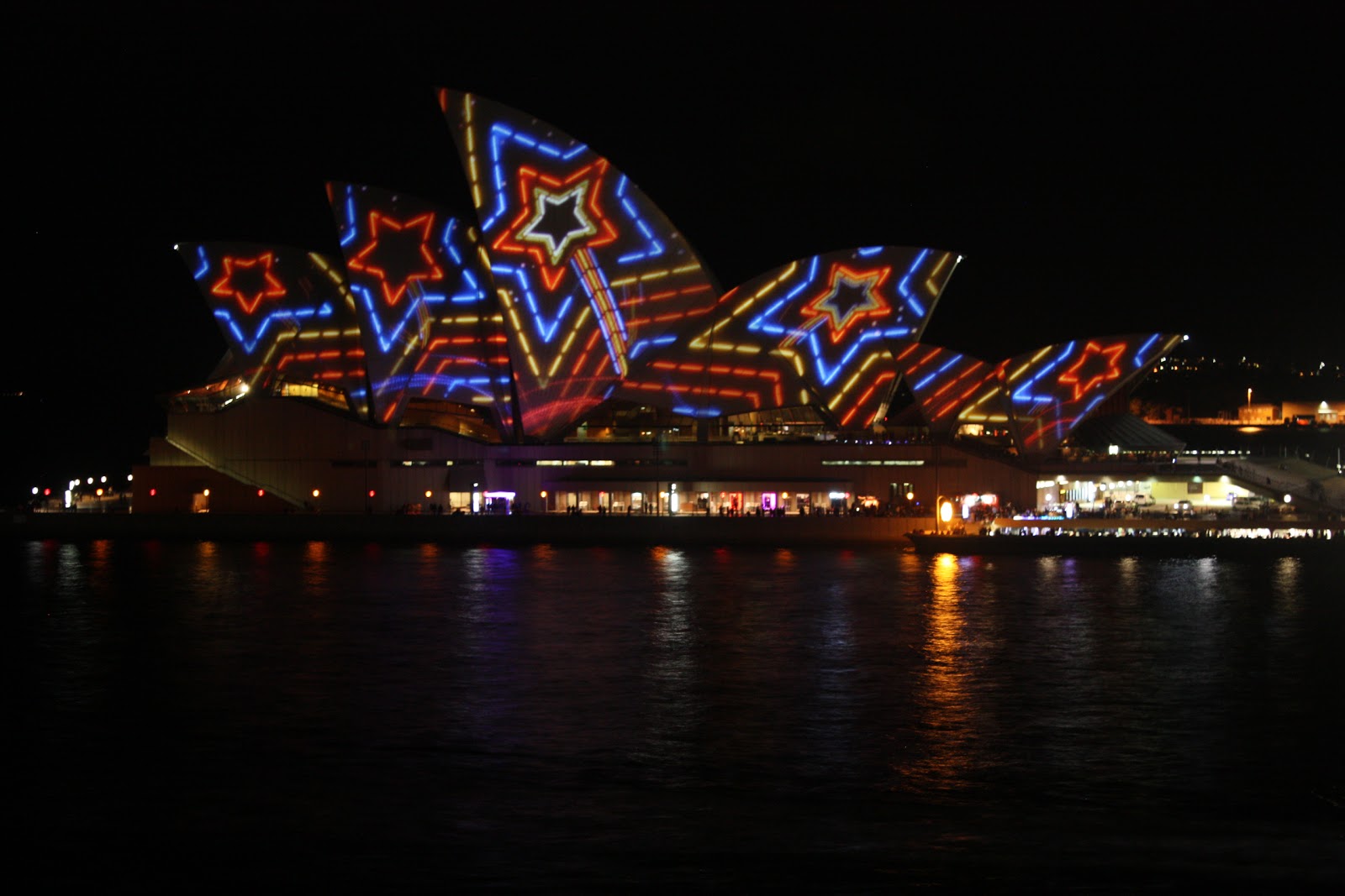 Sydney - City and Suburbs: Sydney Opera House, Vivid Sydney, Play