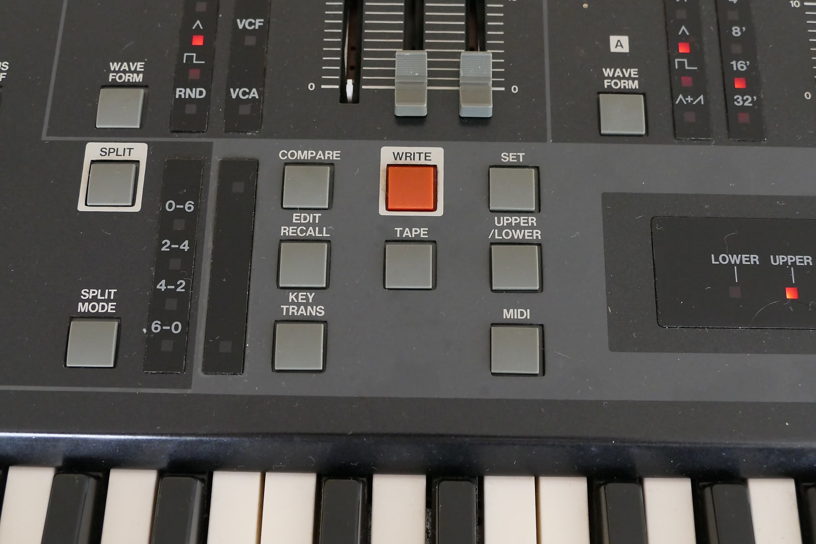 MATRIXSYNTH: Akai AX60 Vintage Polyphonic Synthesizer