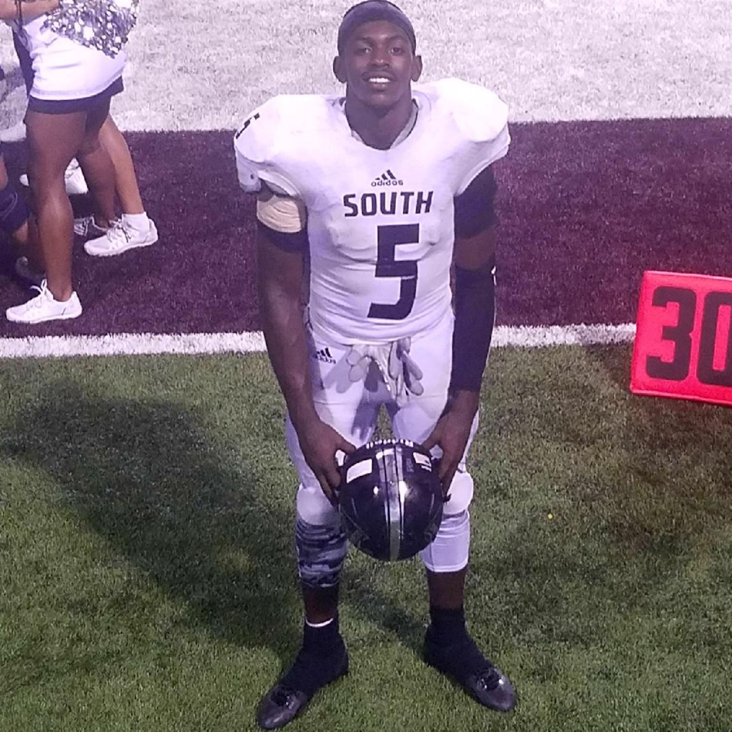 UMass Football Blog: UMass Football Recruiting 2019--Anthony Watkins UMass Football Blog: UMass Football Recruiting 2019--Anthony Watkins