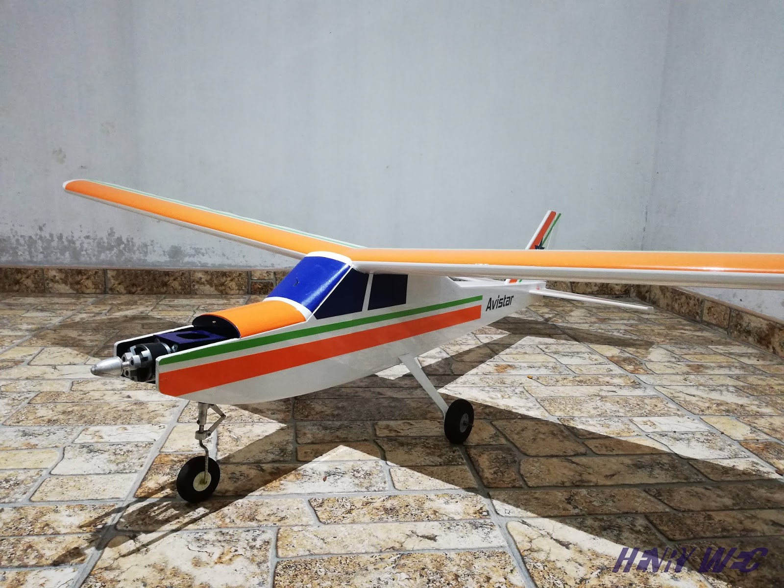 HenryWEC - Aeromodelismo Radiocontrol: Avistar Trainer