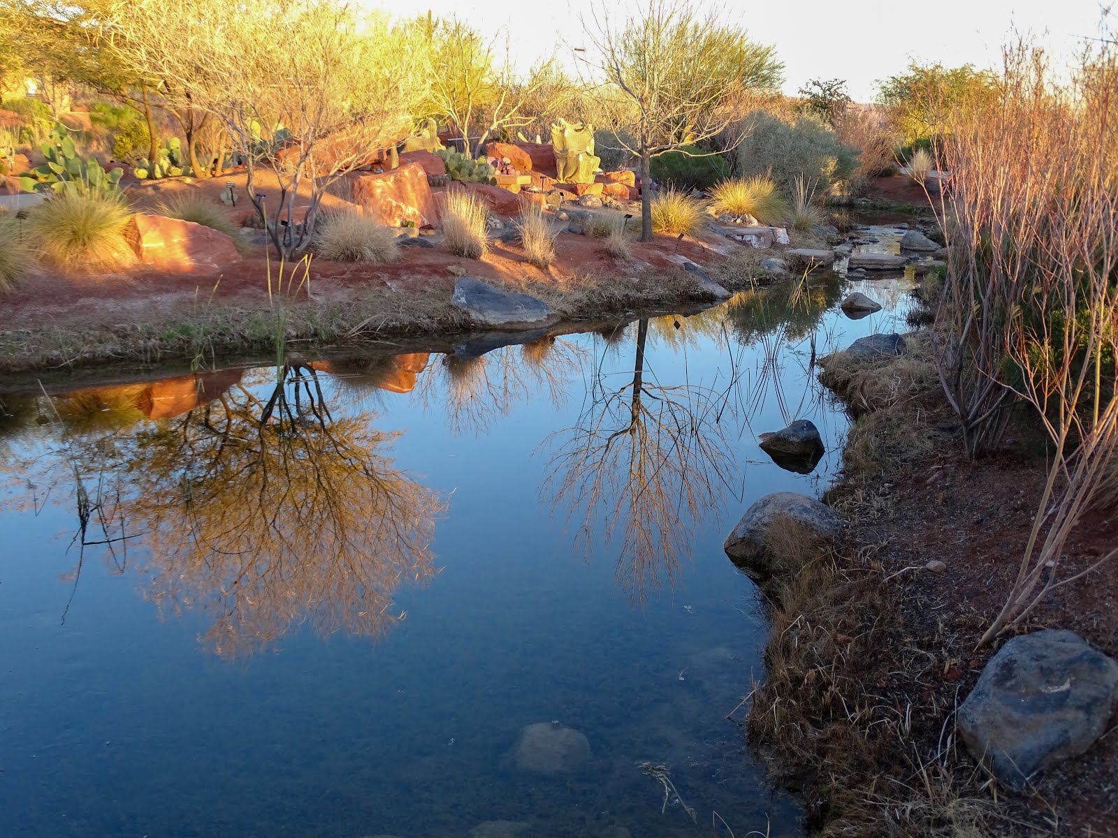 Walking Arizona: Red Hills Desert Garden, St. George, Utah
