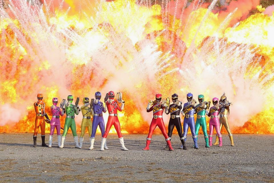 Ressha Sentai ToQger VS Kyoryuger Movie Images & Theatrical Poster ...