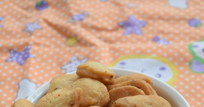 Herbs & Spices Mathri | Italian Mathi Recipe | Diwali Snacks | Magic of ...