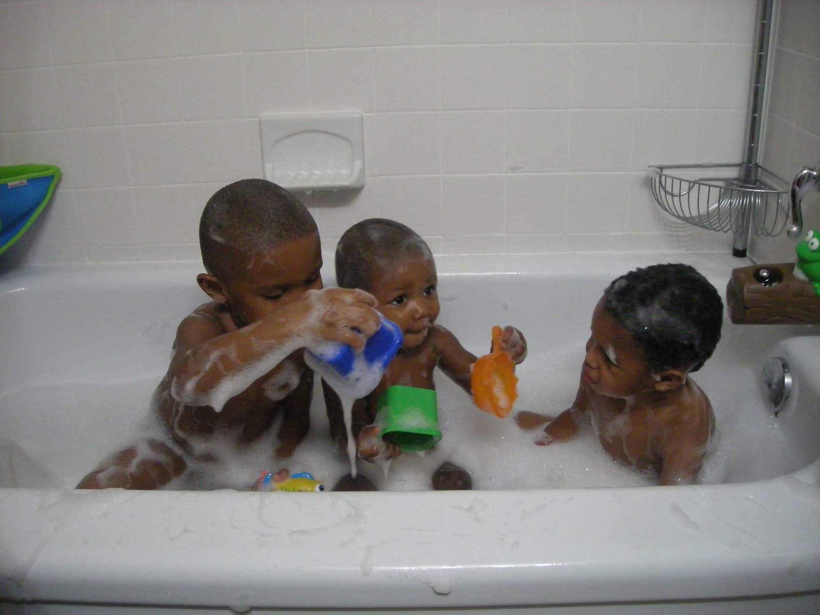 Sojourner Marable Grimmett: Scrub A Dub Dub: Three Little Men in A Tub