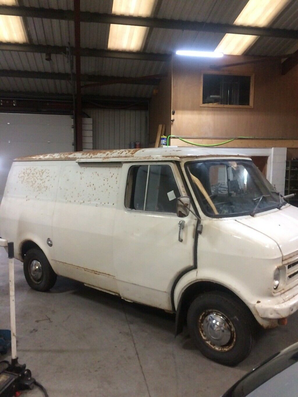 Bedford CF2 Van: ebay: Barn find 1974 Bedford CF - UK