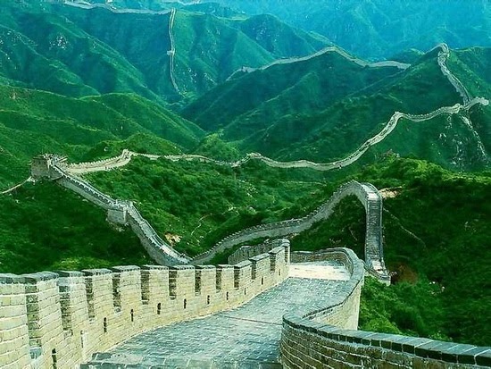 THE WORLD GEOGRAPHY: 9 Famous Walls Worldwide