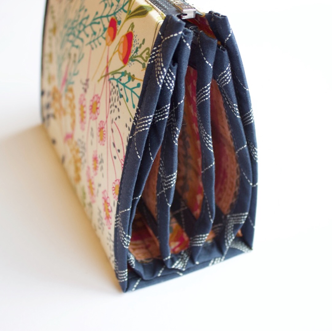Pattern Review: Booklet Pouch by Aneela Hoey | Amista Baker