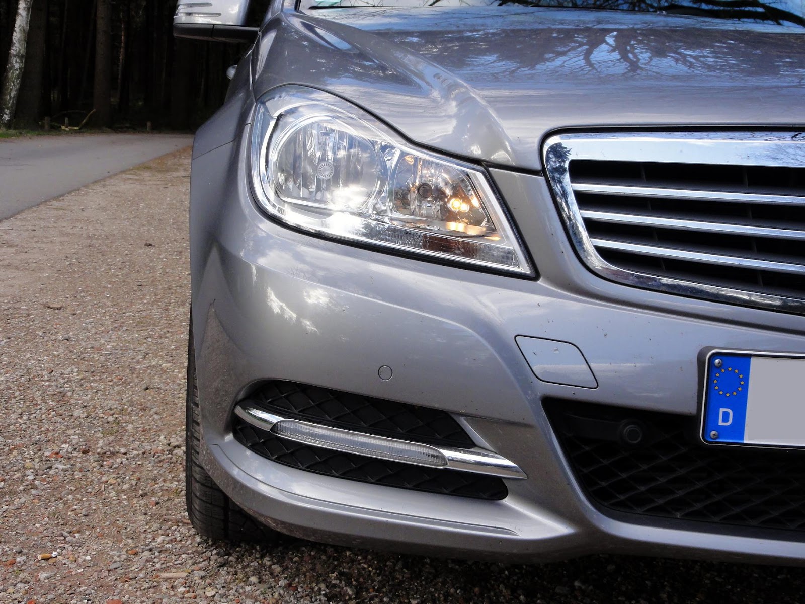 Guitigefilmpjes: Mercedes Benz C-class W204 Facelift comparison
