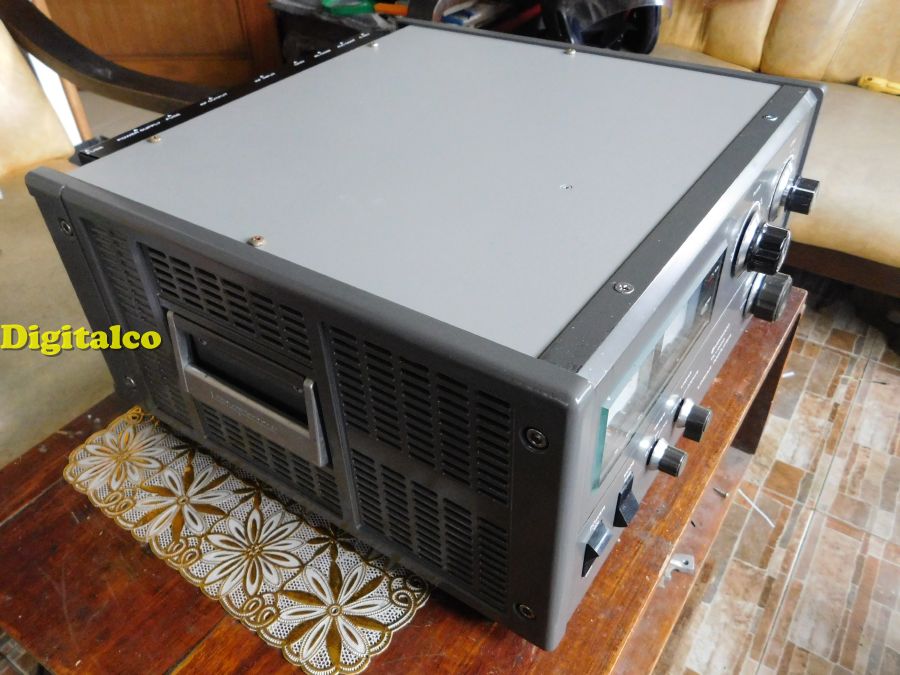 Anung (digitalco): * HF Linear Amplifier Kenwood TL-922 1KW