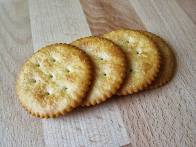 Review: Nabisco - Garlic Butter Ritz Crackers | Brand Eating