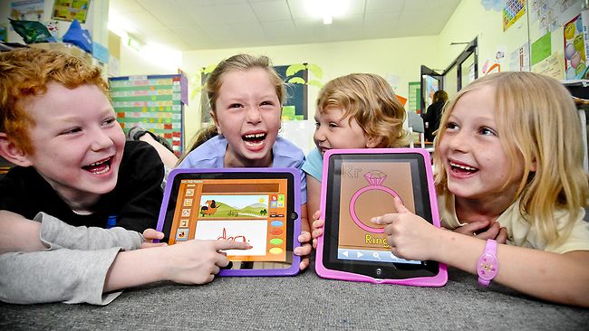 Apple Selling Lots iPads to Schools
