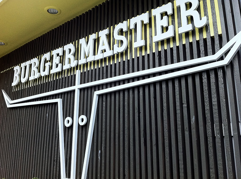 wacky tacky: Chow Time: Burgermaster