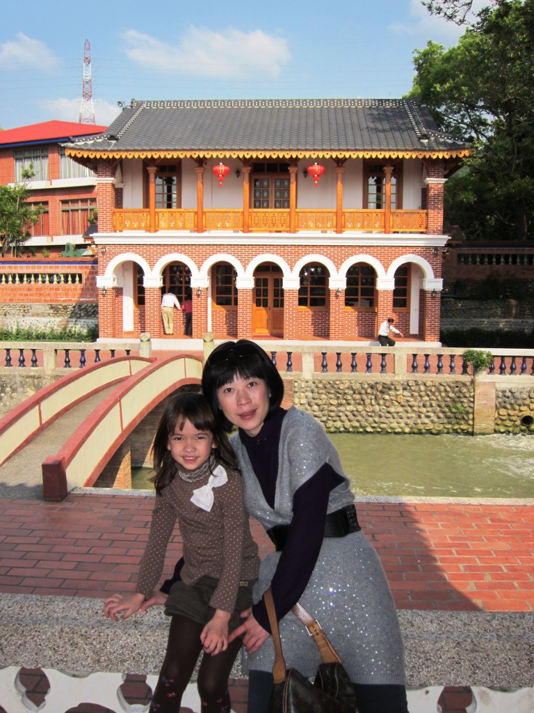 A Curmudgeon Abroad : Factory Fodder