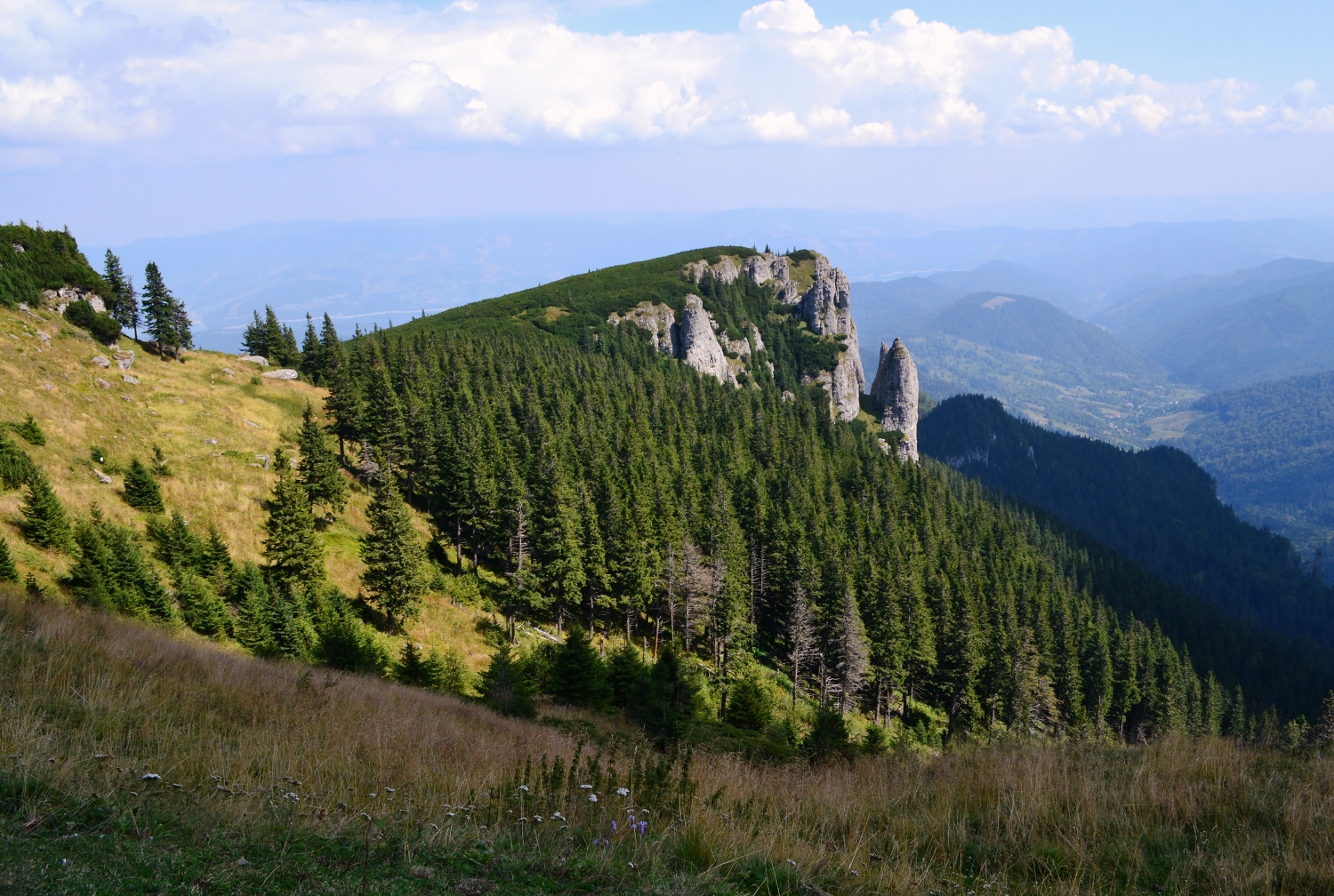 Zharah ~ Photos: ROMANIA: Ceahlău Mountains - Vârful Toaca (Toaca Peak ...