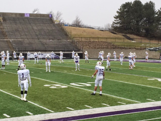 W I L D C A T V I L L E: Linfield Football team practice before 12/13 ...