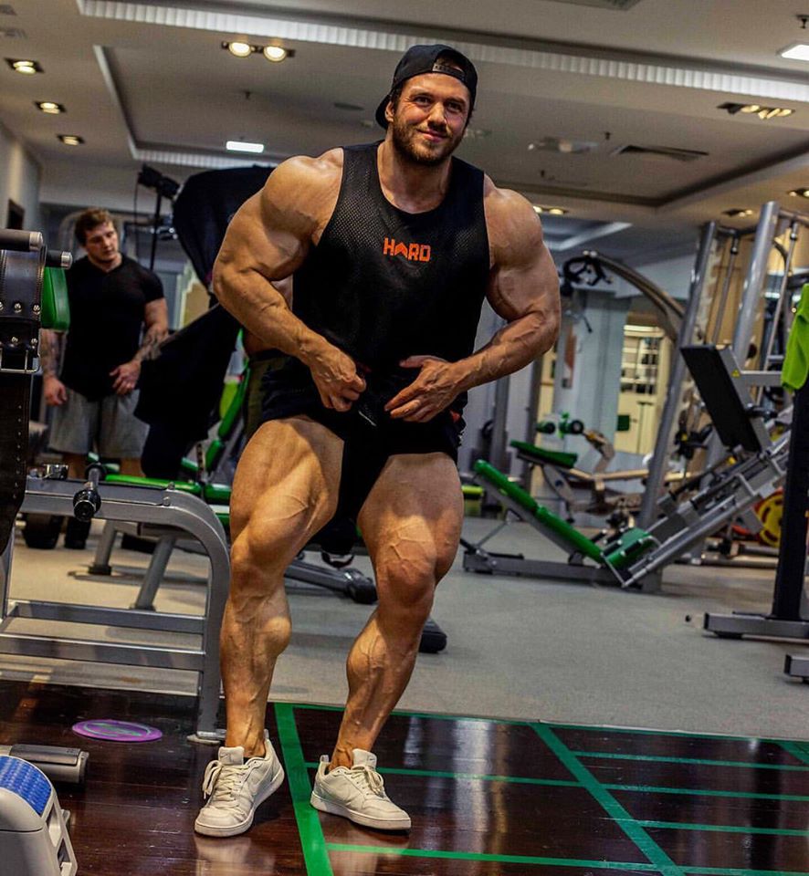 the beauty of male muscle: Andrei