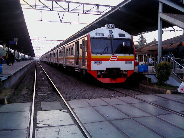 Arsip 76R: KRL Indonesia