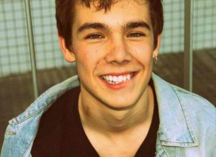 Carlos Cuevas de la serie Merlí