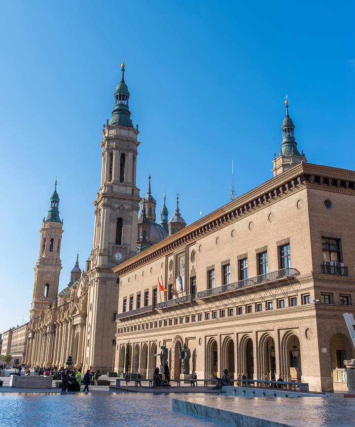 Zaragoza, Spain: Day 1 & Fun facts | Fashion Abejita