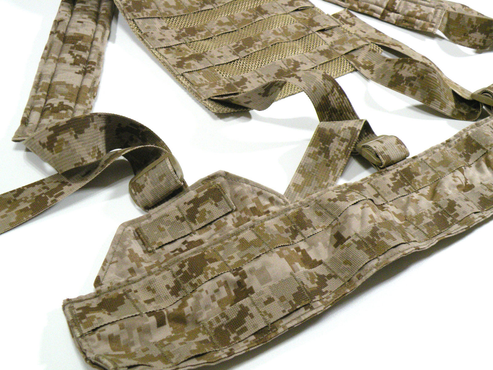 Webbingbabel: Eagle Industries H-Harness Light Weight AOR1