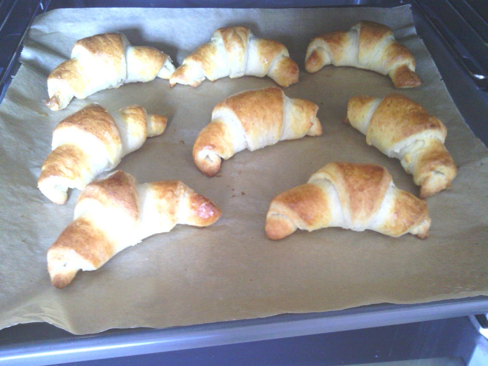 WunderbareTörtchenWelt: Quark-Öl-Teig-Croissants...