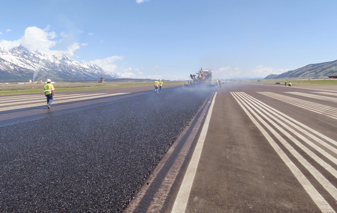 Forta for Asphalt: Jackson Hole Airport Asphalt Runway-Five Years Later ...