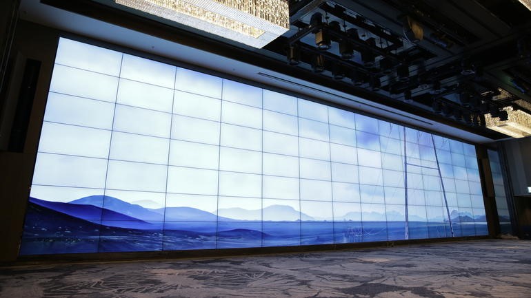 Enterprise Display - Deliver your message to the masses