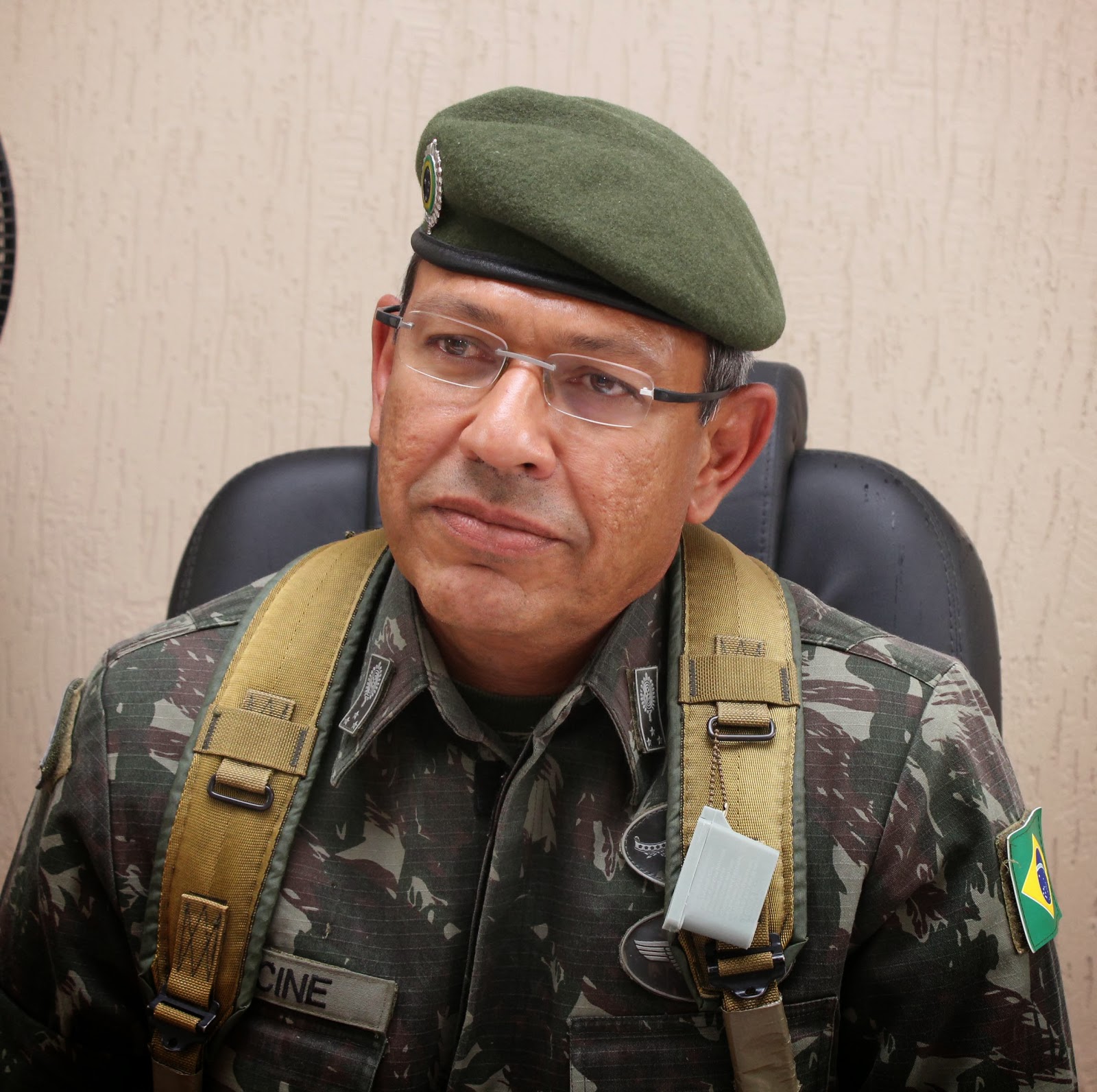 TRESILHASILHEOS: Exército Brasileiro realiza treinamento em Ilhéus TRESILHASILHEOS: Exército Brasileiro realiza treinamento em Ilhéus